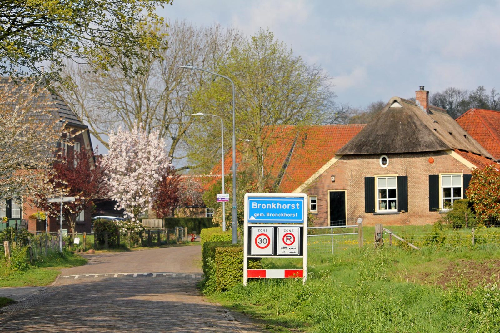Bronkhorst: wandelen in en rondom het toeristische stadje REiSREPORT