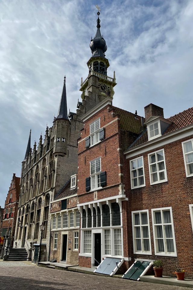 Veere: ontdek de bijzondere sfeer van dit havenstadje | REiSREPORT