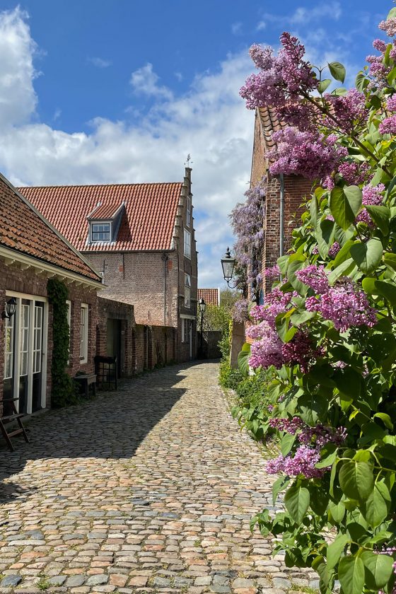 Veere: ontdek de bijzondere sfeer van dit havenstadje | REiSREPORT